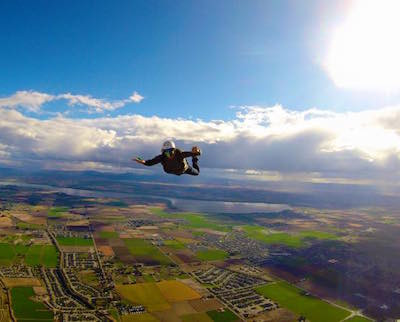Learn to Skydive in Boise - Tour2sky